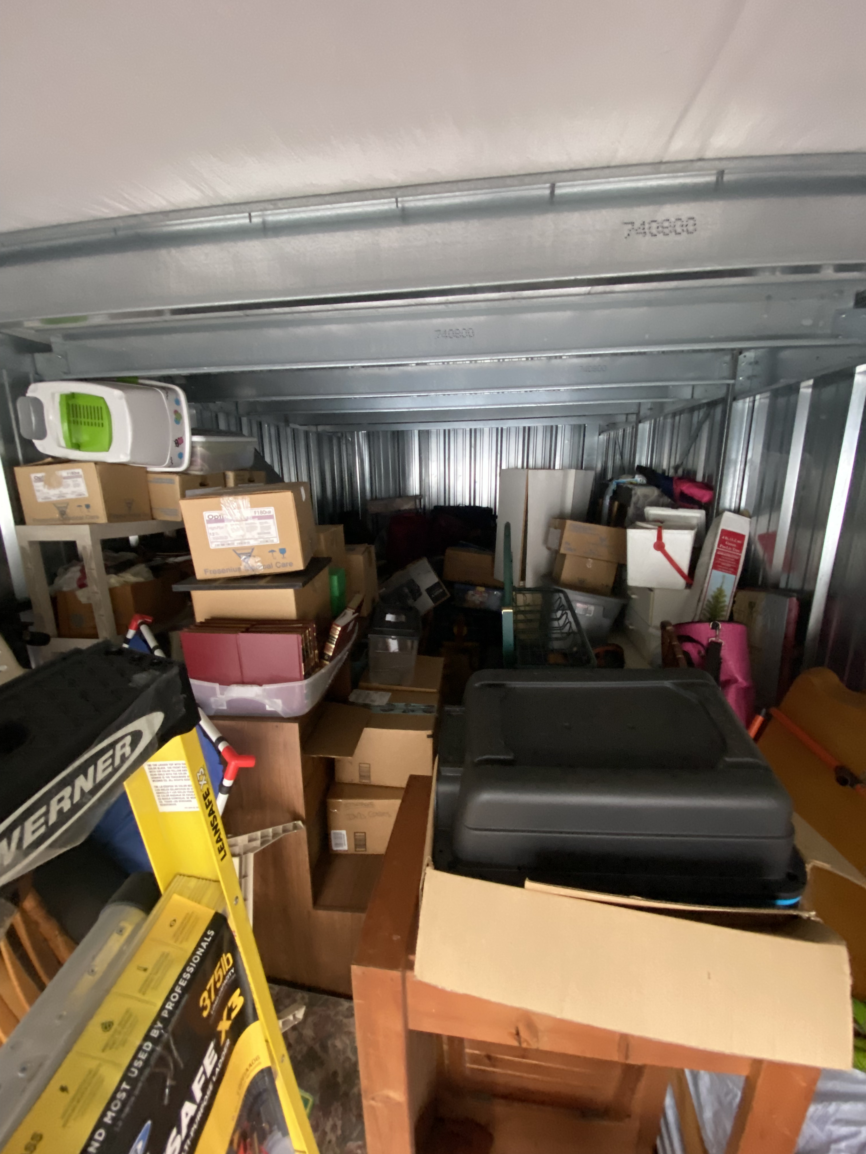 Storage Unit Auction in Rochester, NH at SpareBox Storage 0017 ends on ...