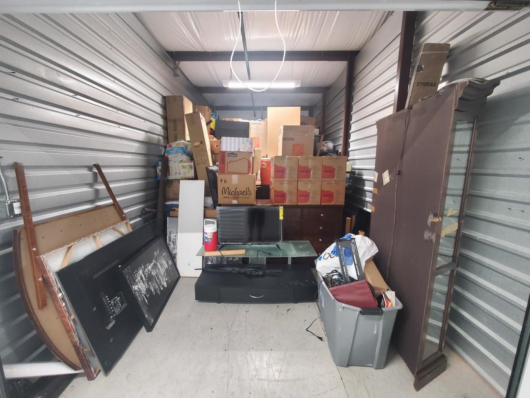 Storage Unit Auction in WINTER HAVEN, FL at A+ Storage Winter Haven ...