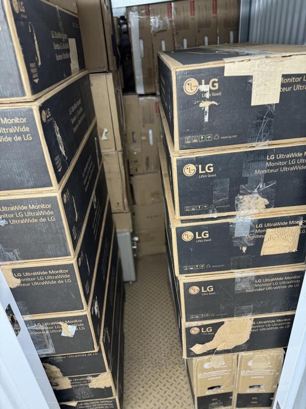 Storage Unit Auction in Chicago, IL at Mayflower Storage - Jefferson ...