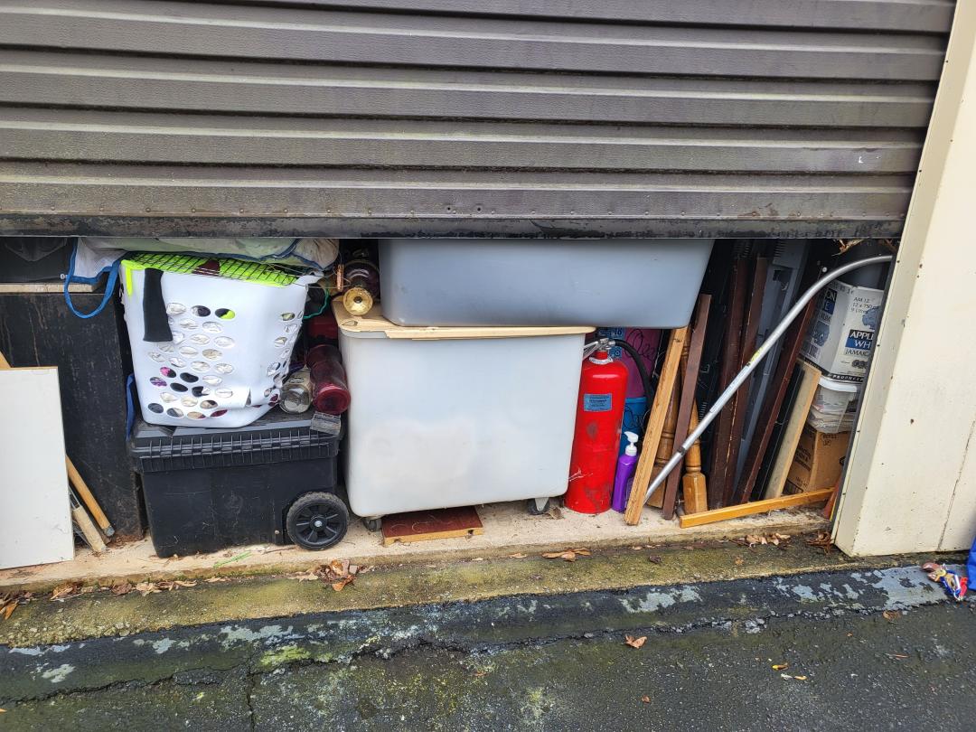 Storage Unit Auction in Lithia Springs, GA at Sweetwater Storage ends ...