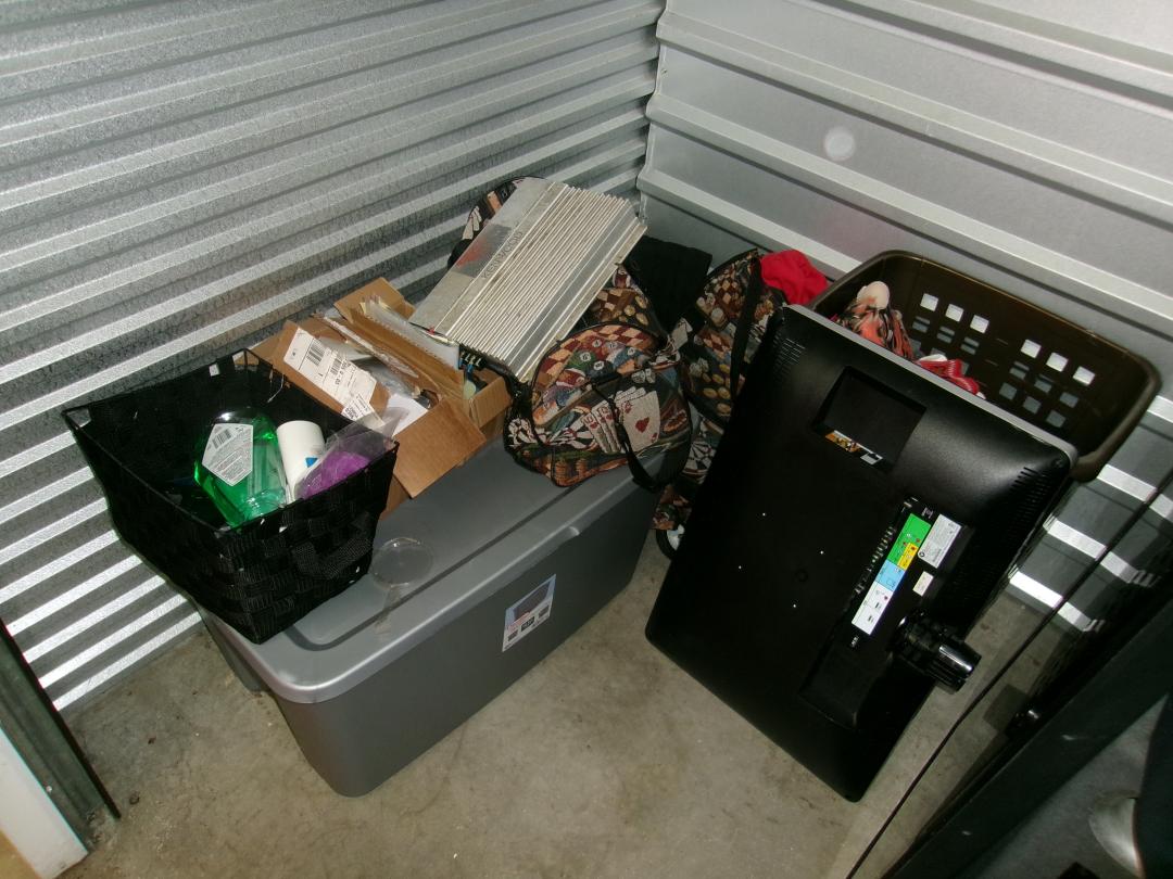 Storage Unit Auction in Riverdale, GA at U-Haul Storage of Hwy 85 - 25 ...