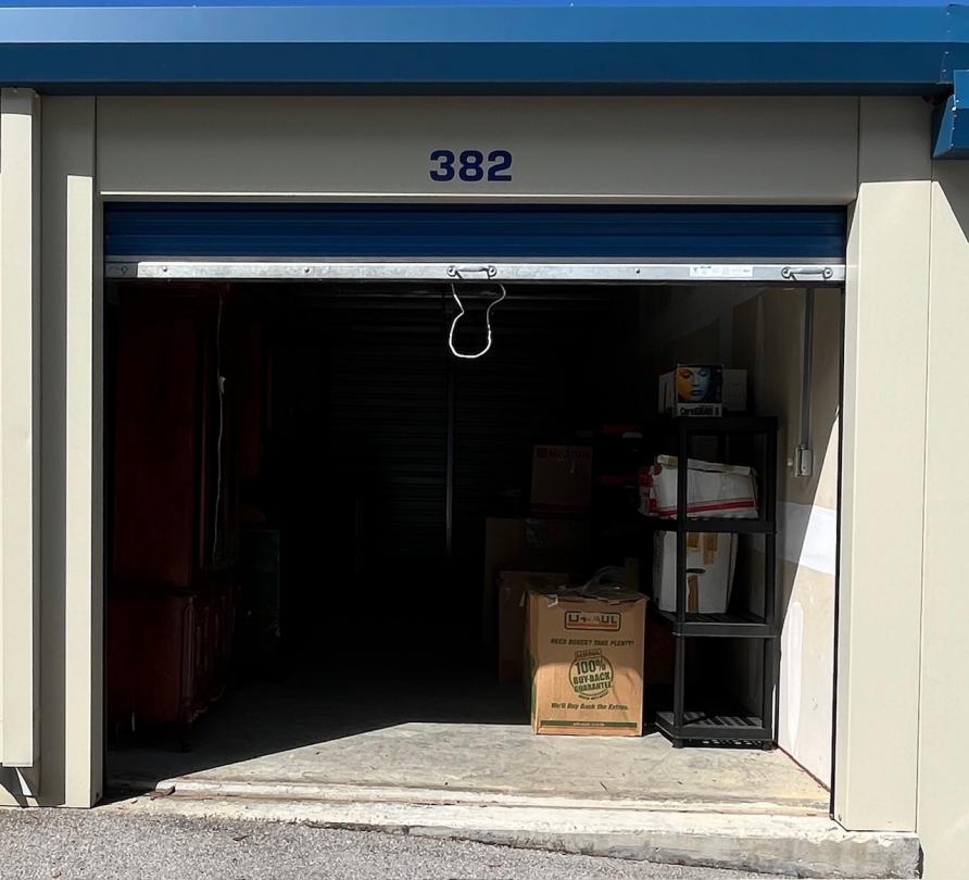 Storage Unit Auction in Gulfport, MS at Safe Mini Storage #4 ends on ...