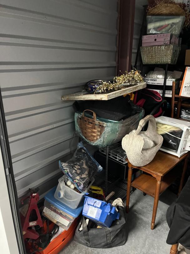 Storage Unit Auction in Bennington, VT at 033 All Purpose Storage ...