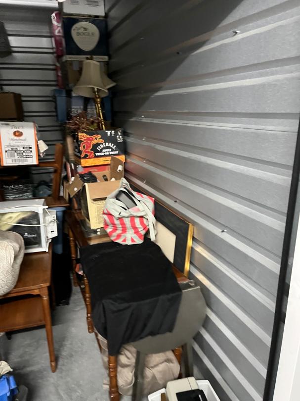 Storage Unit Auction in Bennington, VT at 033 All Purpose Storage ...