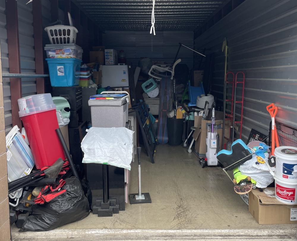 Storage Auction in Pittsburgh, PA at Guardian Storage - Pleasant Hills ...