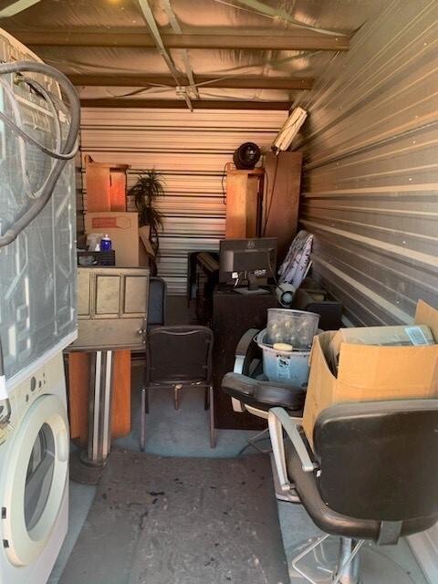 Storage Unit Auction in Bridgeton, MO at Love's Self Storage 612 ends ...