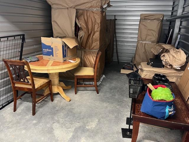 Storage Unit Auction in Ridgeland, MS at StorageMax Ridgeland ends on ...