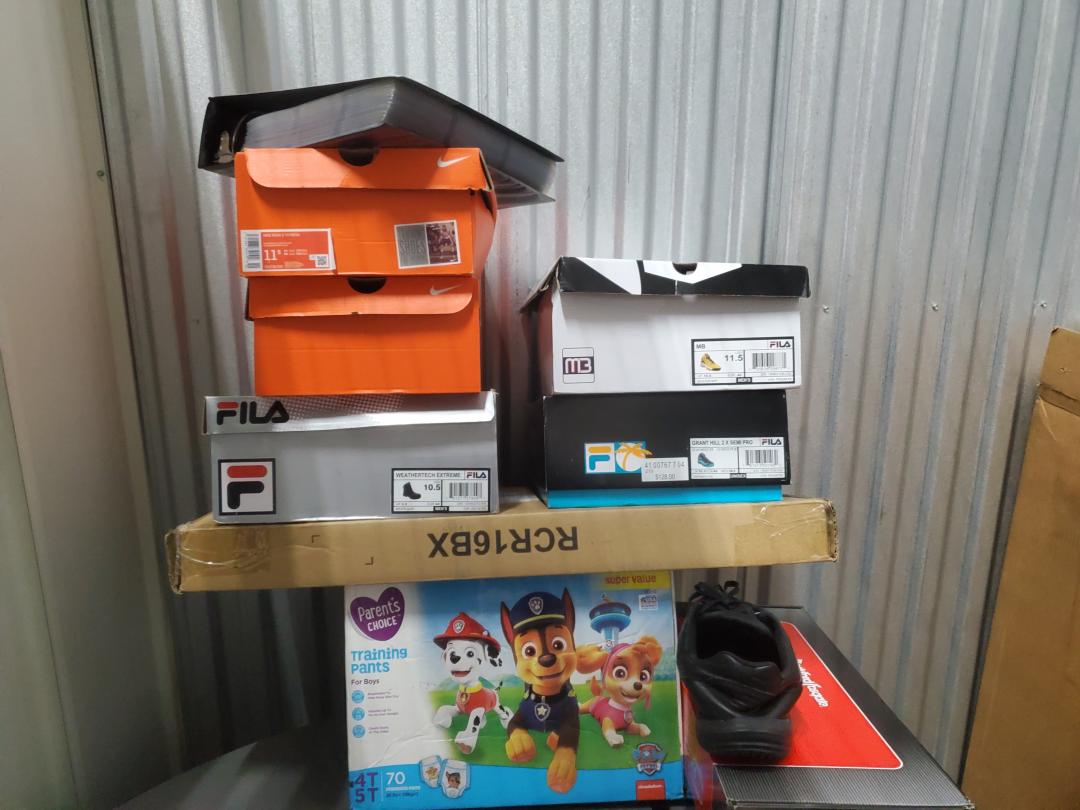 Storage Unit Auction in Houma, LA at Acadiana Stor-N-Lock Houma ends on ...