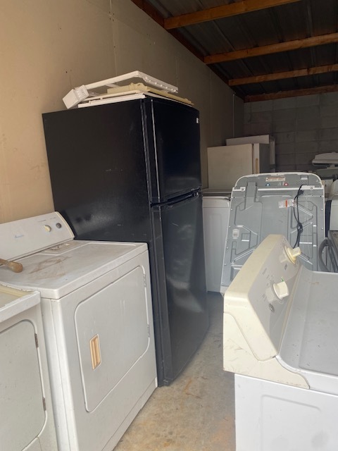 Storage Unit Auction in Pearl, MS at 1st Stop Storage- Hwy 468 ends on ...