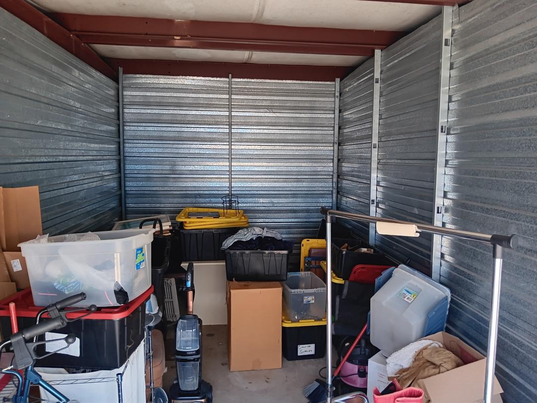 Storage Unit Auction in Daphne, AL at Hey! Storage - Daphne ends on 4th ...