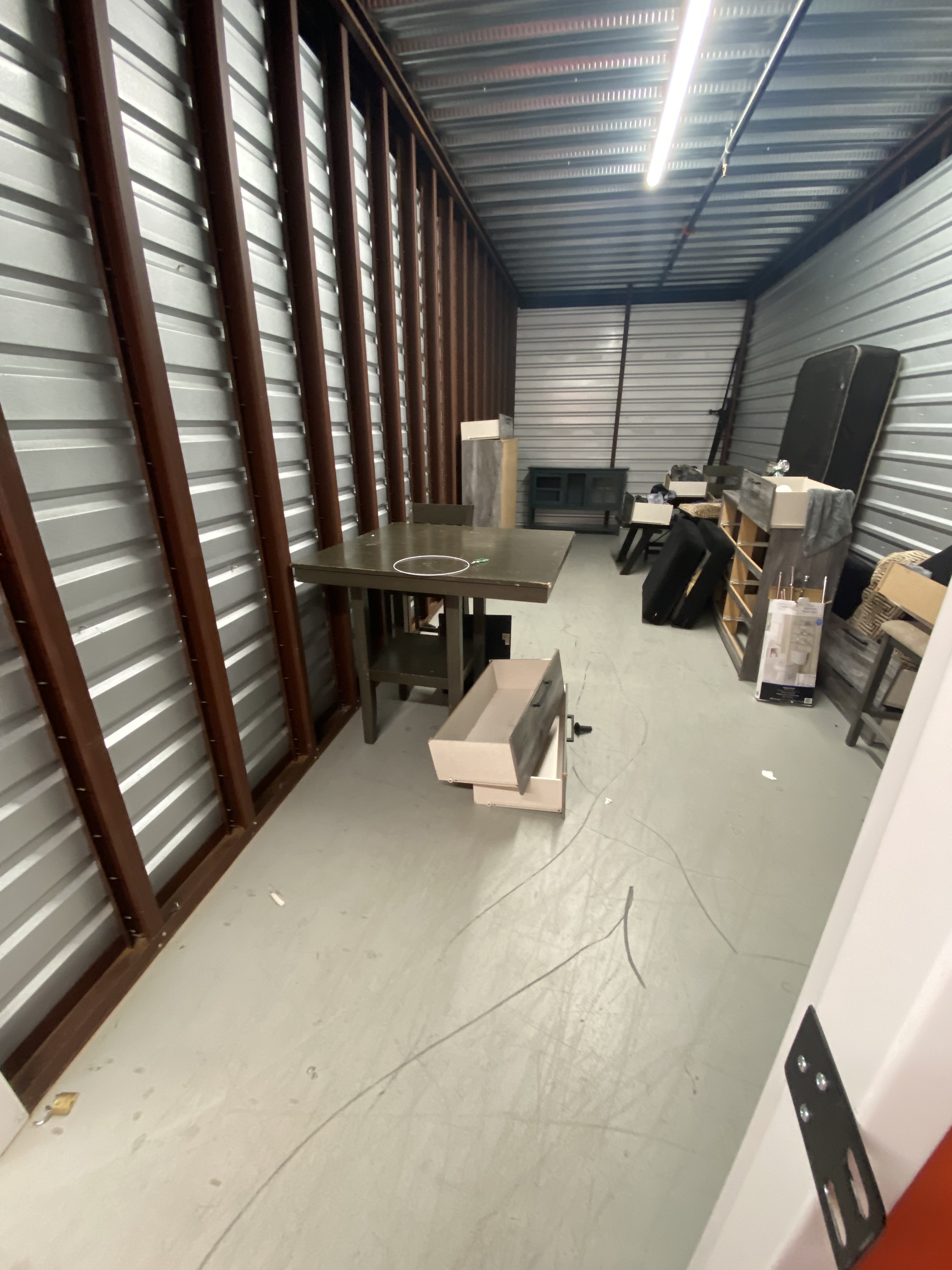 Storage Unit Auction in Houma, LA at Dependable Storage - Houma ends on ...