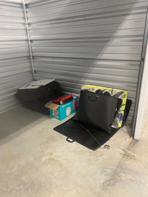 Storage Unit Auction in Baton Rouge, LA at Storage Max - Baton Rouge ...