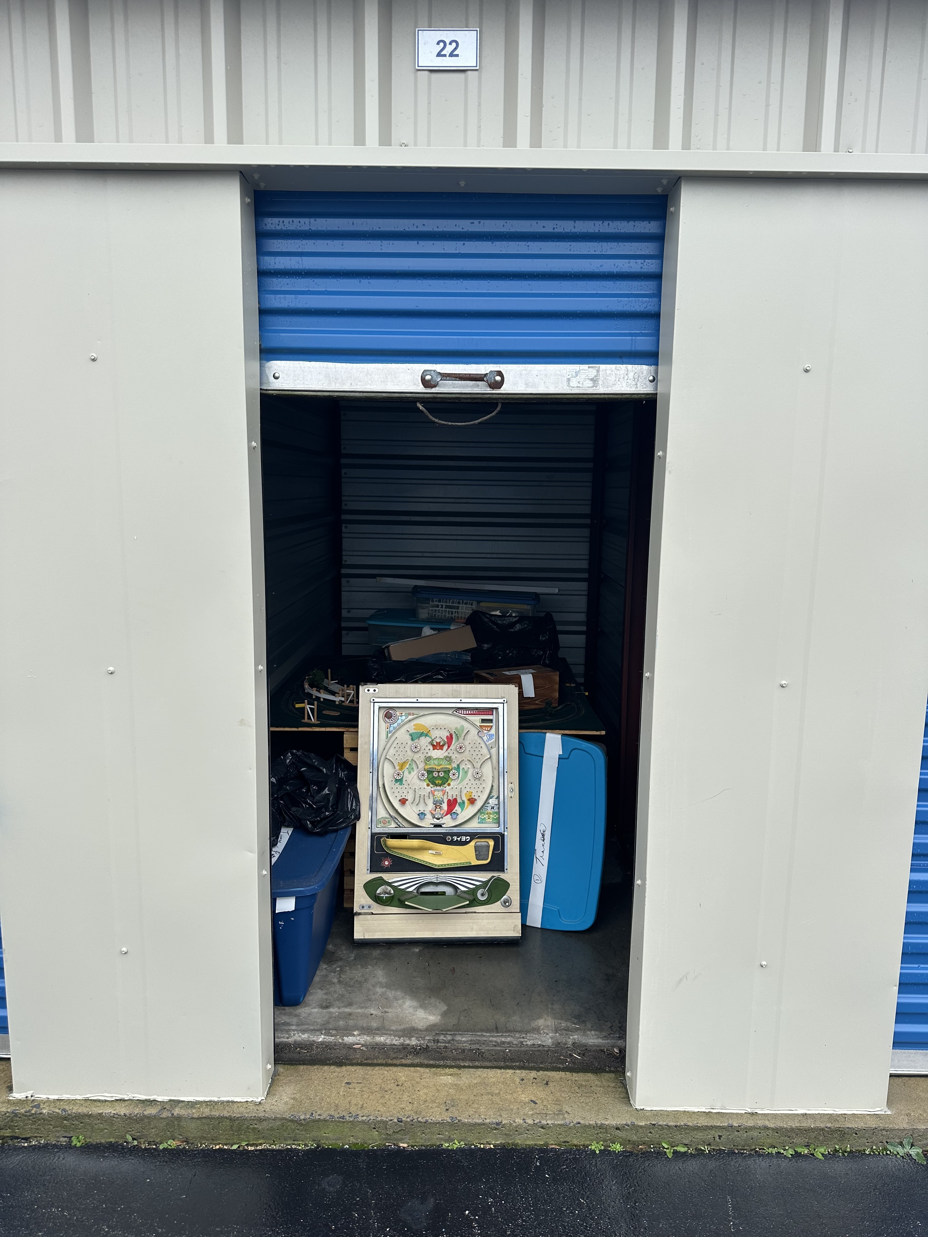 Storage Unit Auction in New Bern, NC at Forward Storage New Bern HWY 17 ends on 5th March, 2025 ...