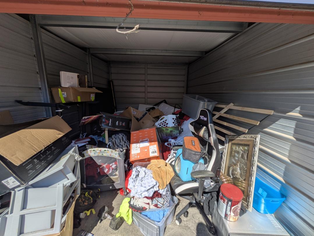 Storage Unit Auction in Decatur, AL at OneGuard Self Storage- Decatur ...