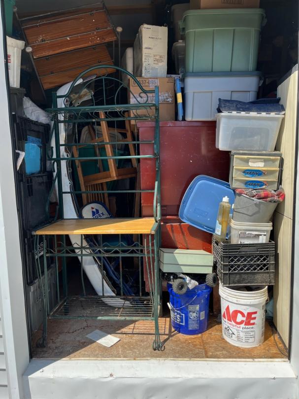 Storage Unit Auction in BURKESVILLE, KY at FALCON STORAGE BURKESVILLE ...