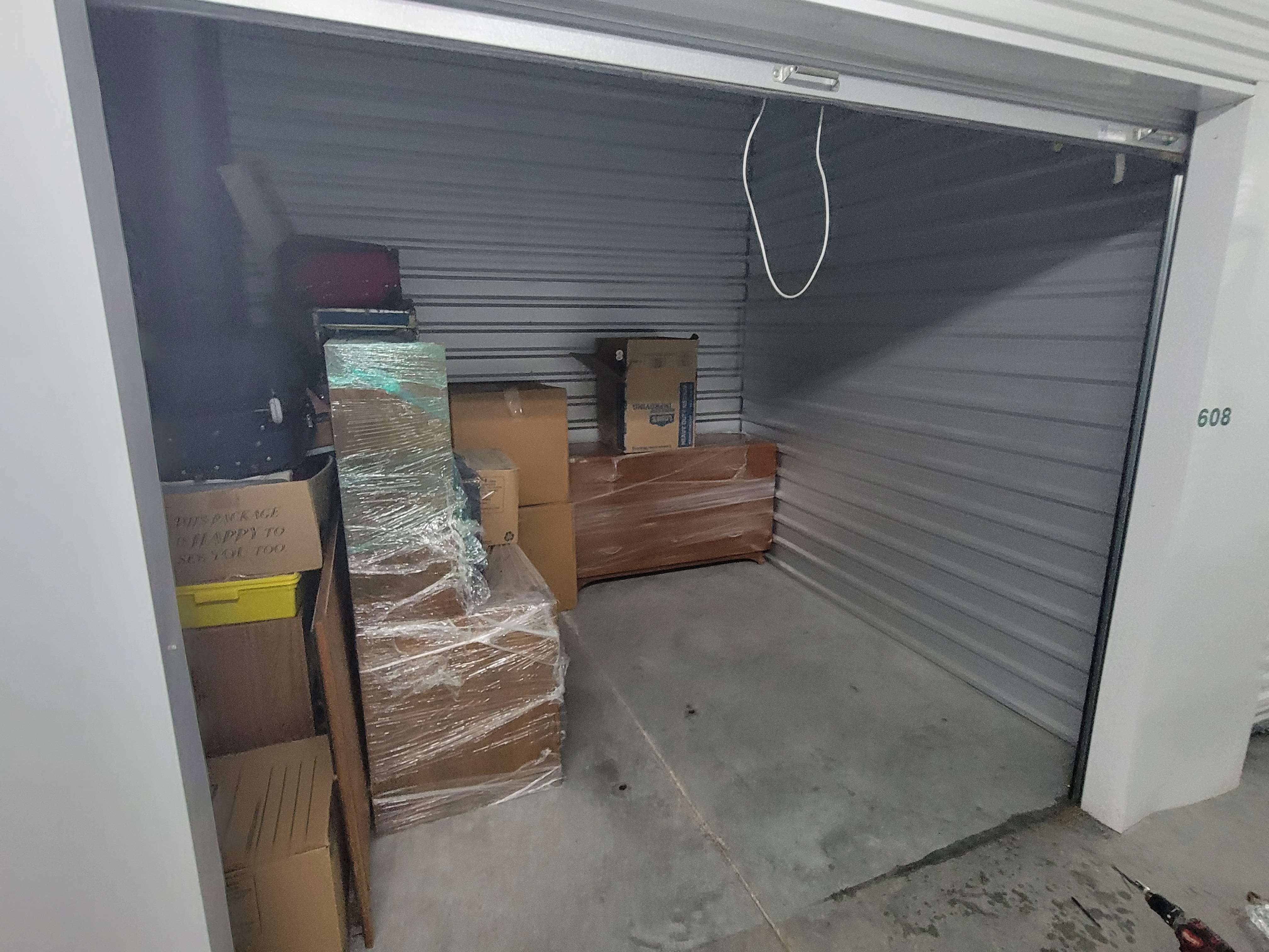 Storage Unit Auction in Houston, TX at Morningstar of Greenhouse ends ...