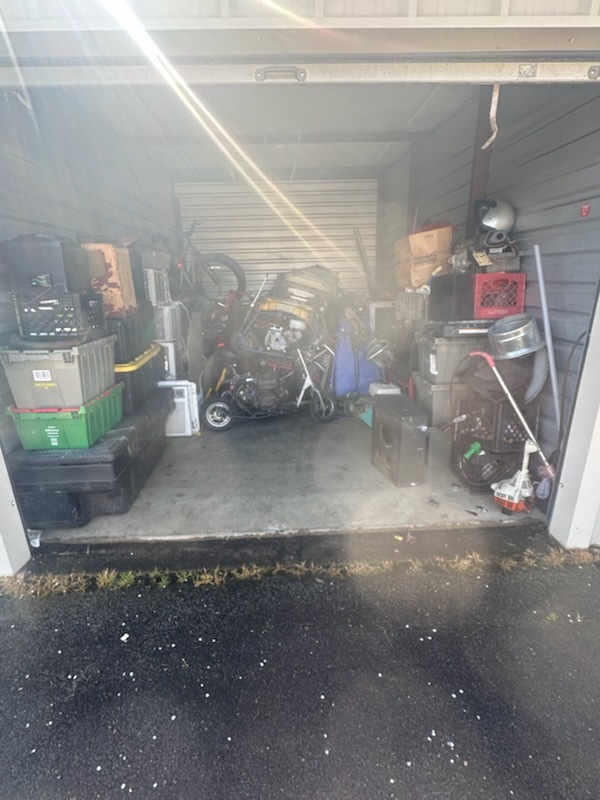 Storage Unit Auction in Memphis, TN at Storage Locker ends on 1st May ...