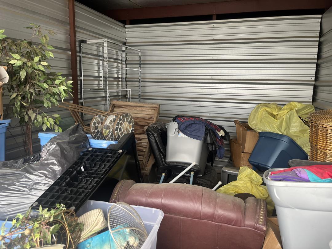 Storage Unit Auction in Baton Rouge , LA at O’Neal Lane Storage ends on ...