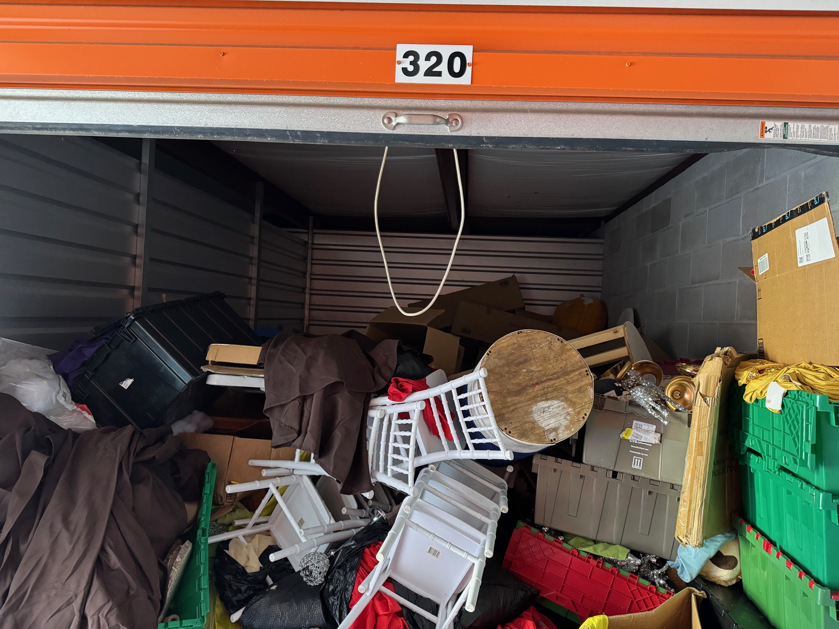 Storage Unit Auction in Savannah, GA at Continental Self Storage - Park ...