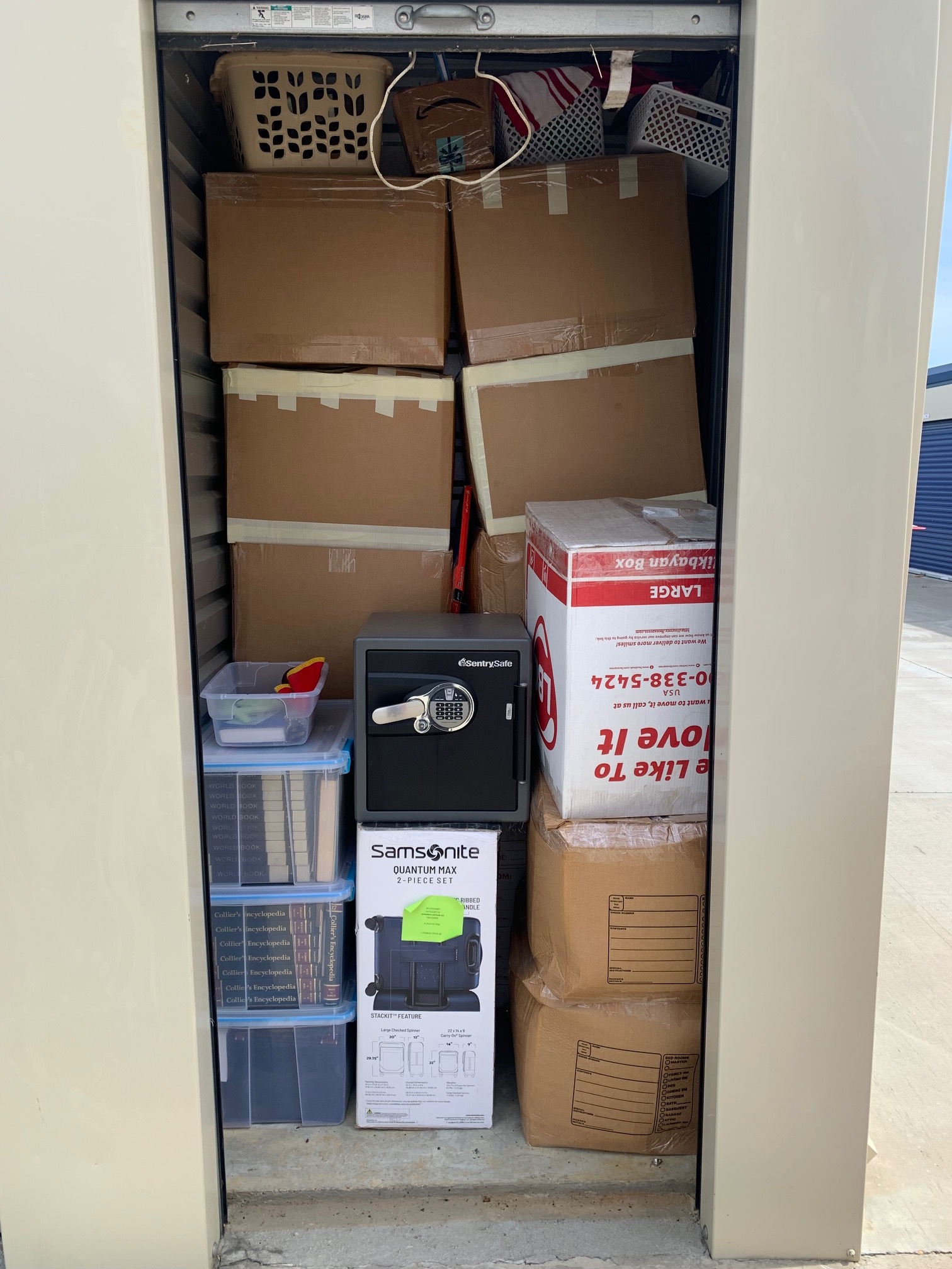 Storage Unit Auction in Madison , MS at Storage Max- Germantown ends on 24th April, 2025 3:06 PM