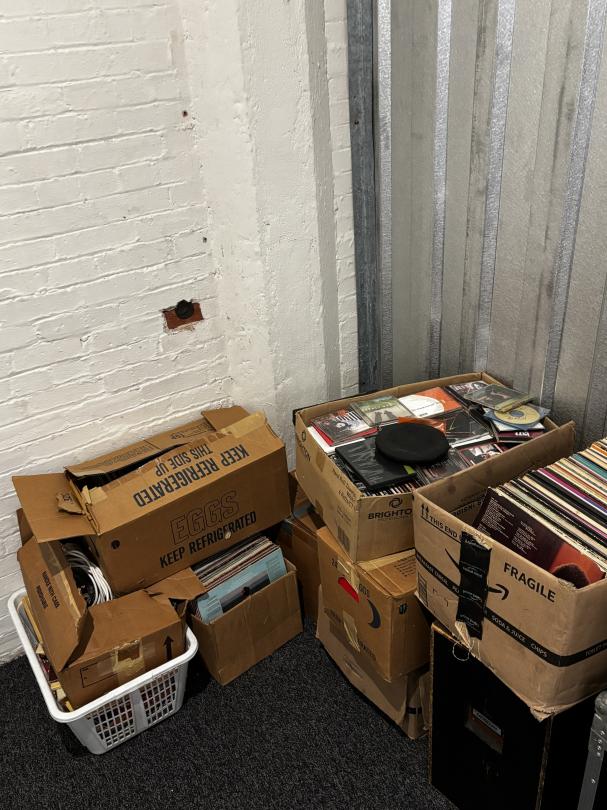 Storage Unit Auction in Pittsburgh, PA at Guardian Storage - Shadyside ...