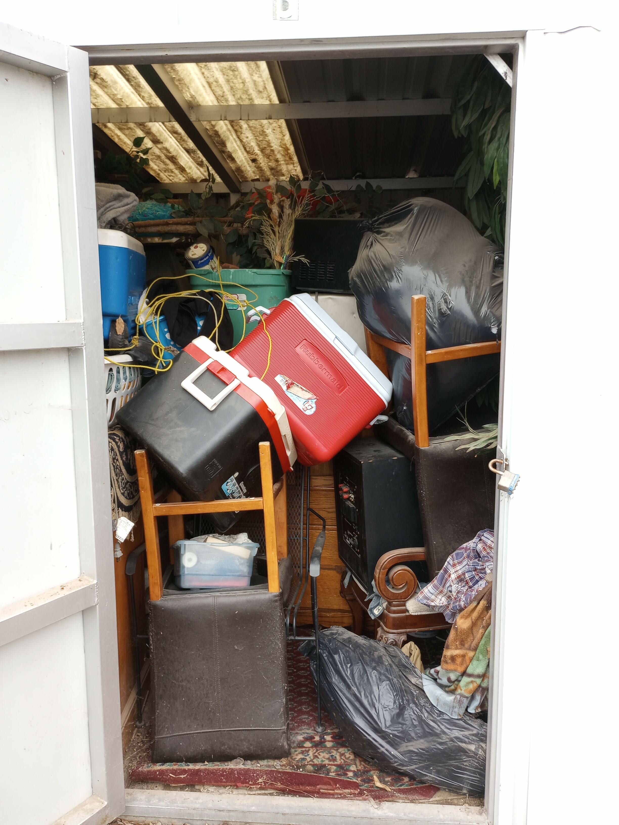 Storage Unit Auction in Tulsa, OK at Tulsa Storage Units & Parking ends ...