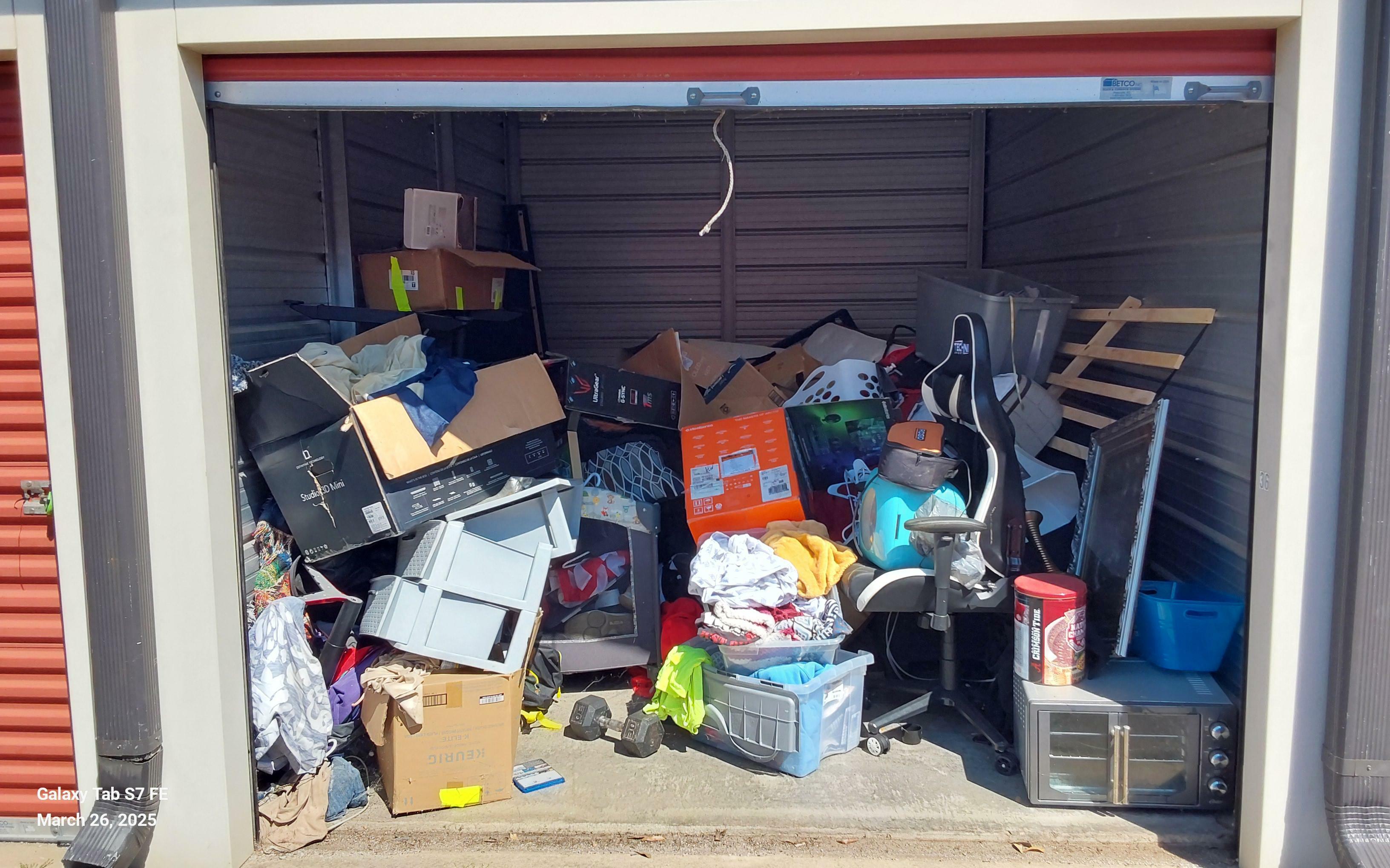 Storage Unit Auction in Decatur, AL at OneGuard Self Storage- Decatur ...