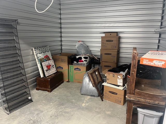 Storage Unit Auction in Ridgeland, MS at StorageMax Ridgeland ends on ...