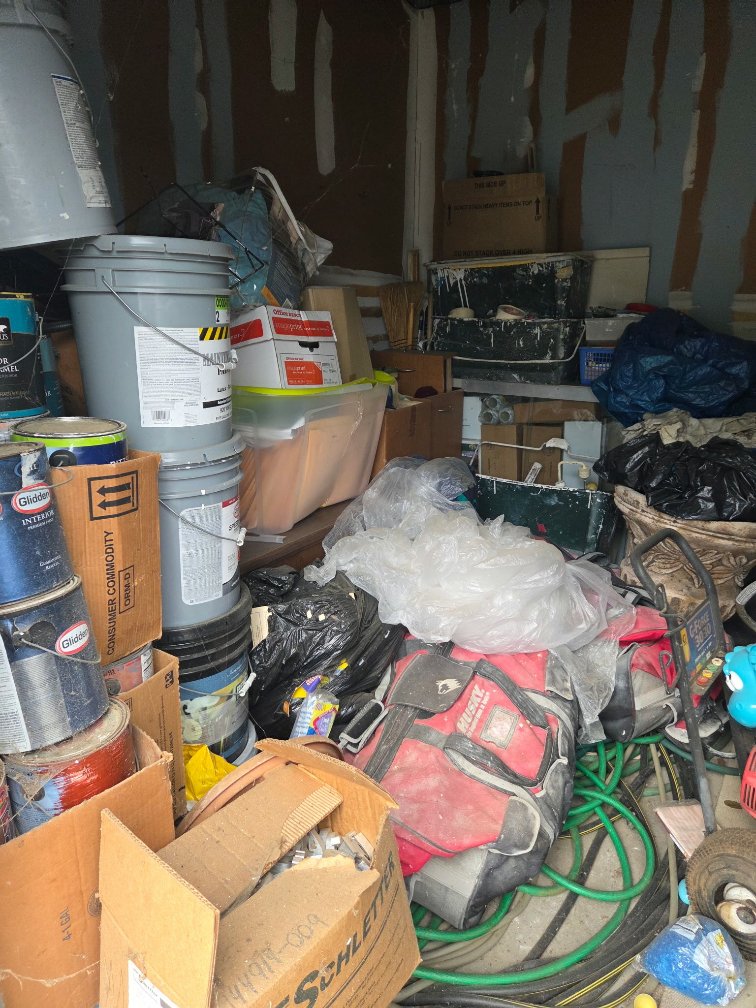 Storage Unit Auction in Burlington, NC at BurlingtonNC Storage ...