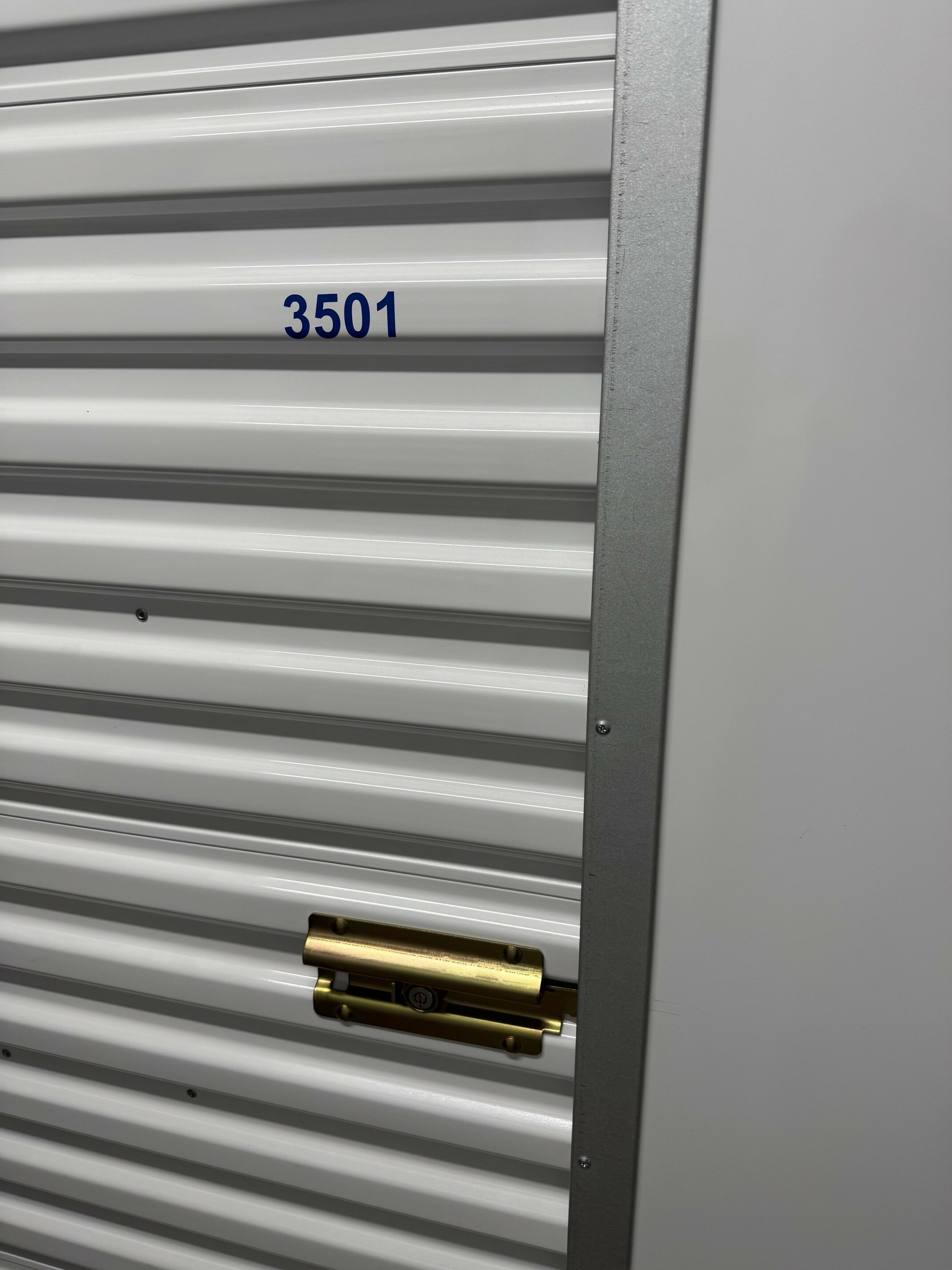 Storage Unit Auction in Houston, TX at Morningstar of Eado ends on 28th ...