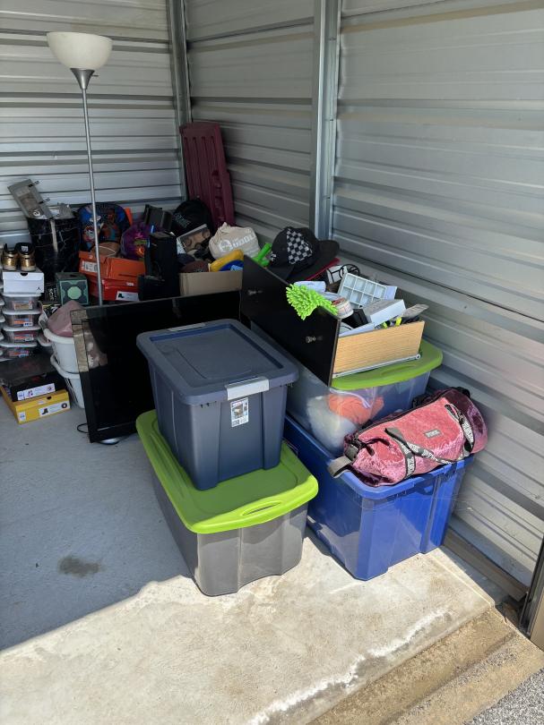 Storage Unit Auction in Belleville, IL at Advantage Self-Storage ...