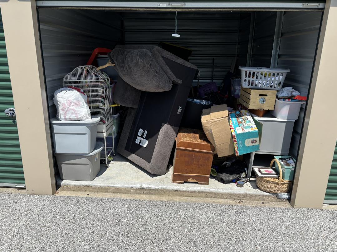 Storage Unit Auction in Belleville, IL at Advantage Self-Storage ...
