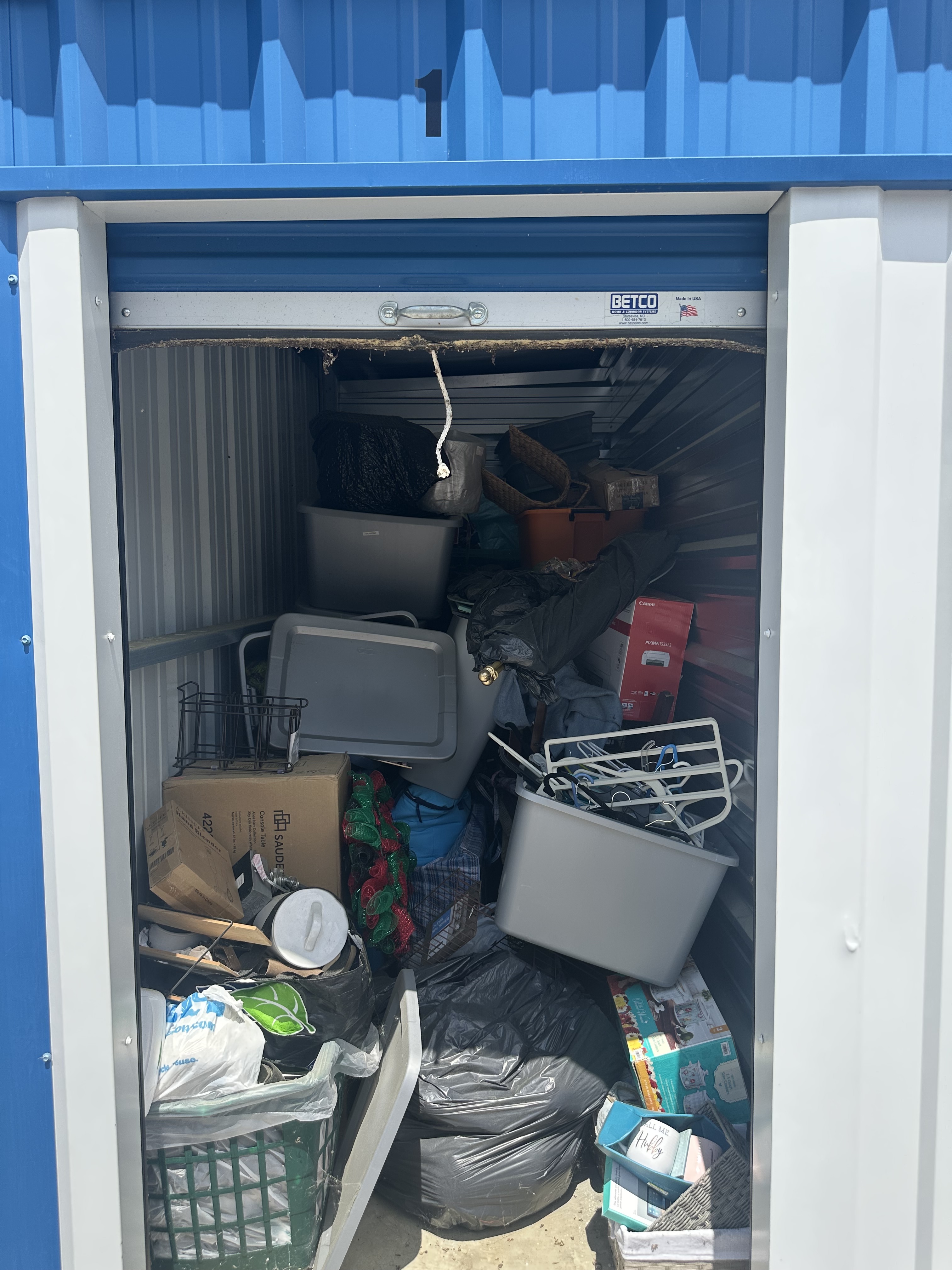 Storage Unit Auction in Columbia, SC at Dam Storage Units ends on 12th ...