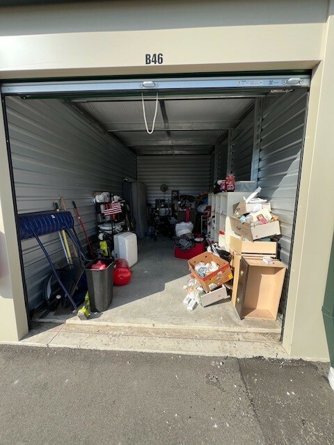 Storage Unit Auction in Chesterfield, MI at Mini Storage Depot - 23 ...