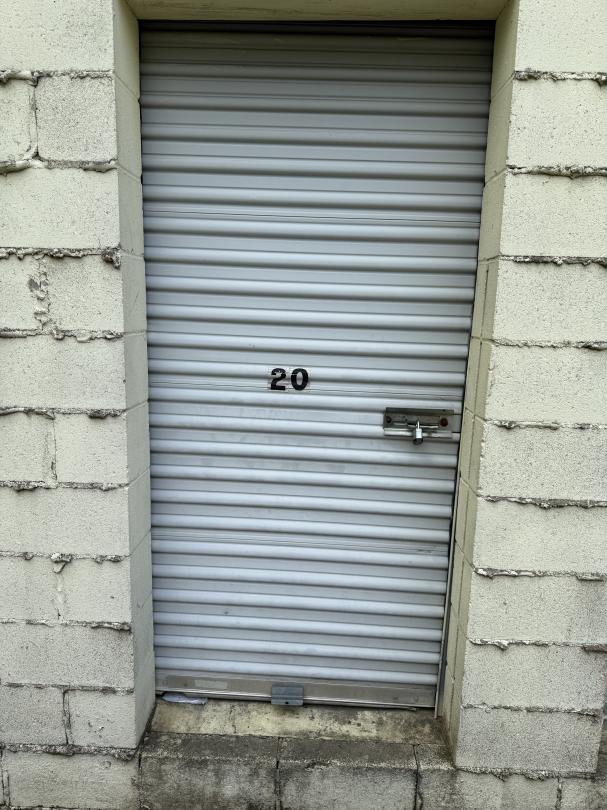 Storage Unit Auction in North Little Rock, AR at North Little Rock ...