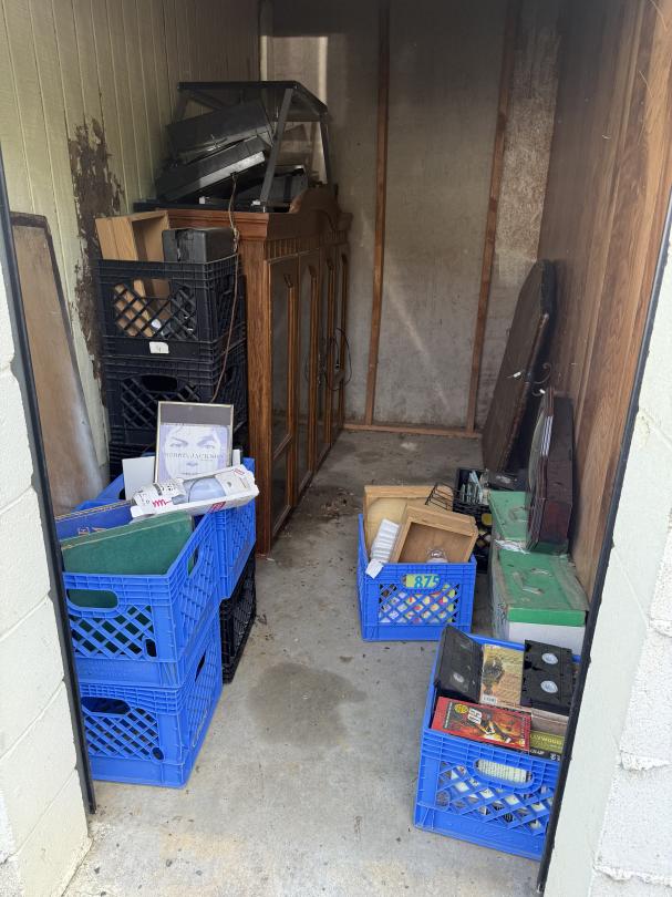 Storage Unit Auction in North Little Rock, AR at North Little Rock ...