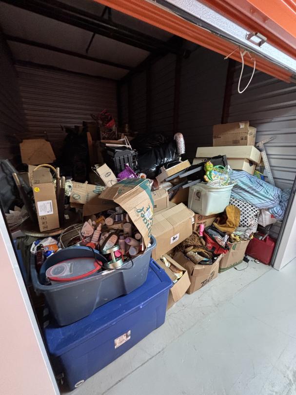 Storage Unit Auction in Houma, LA at Dependable Storage - Houma ends on ...
