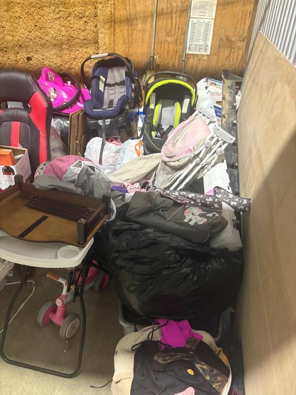 Storage Unit Auction in Hammond , LA at Creekside Self Storage ends on 13th May, 2025 10:00 AM