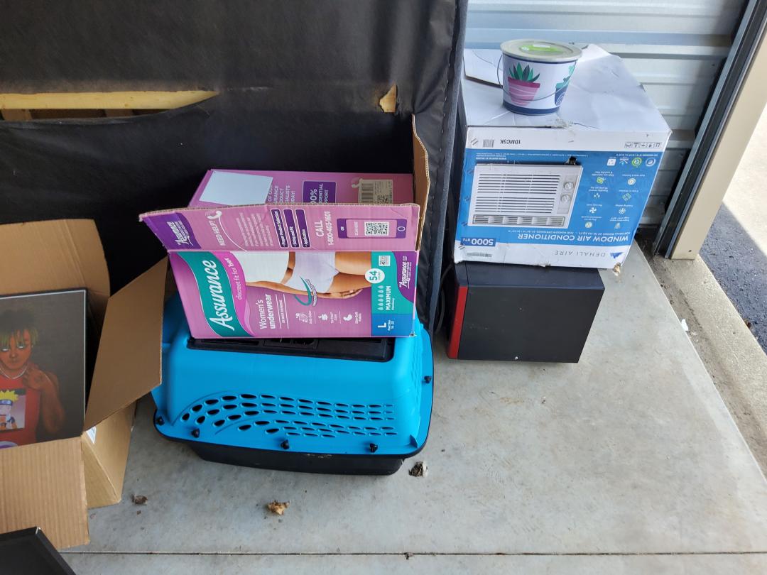 Storage Unit Auction in Kalamazoo, MI at SpareBox Storage 0080 ends on ...