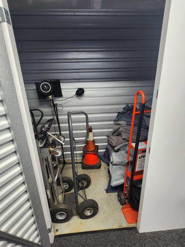 Storage Unit Auction in Allentown, PA at Guardian Storage - Lower ...