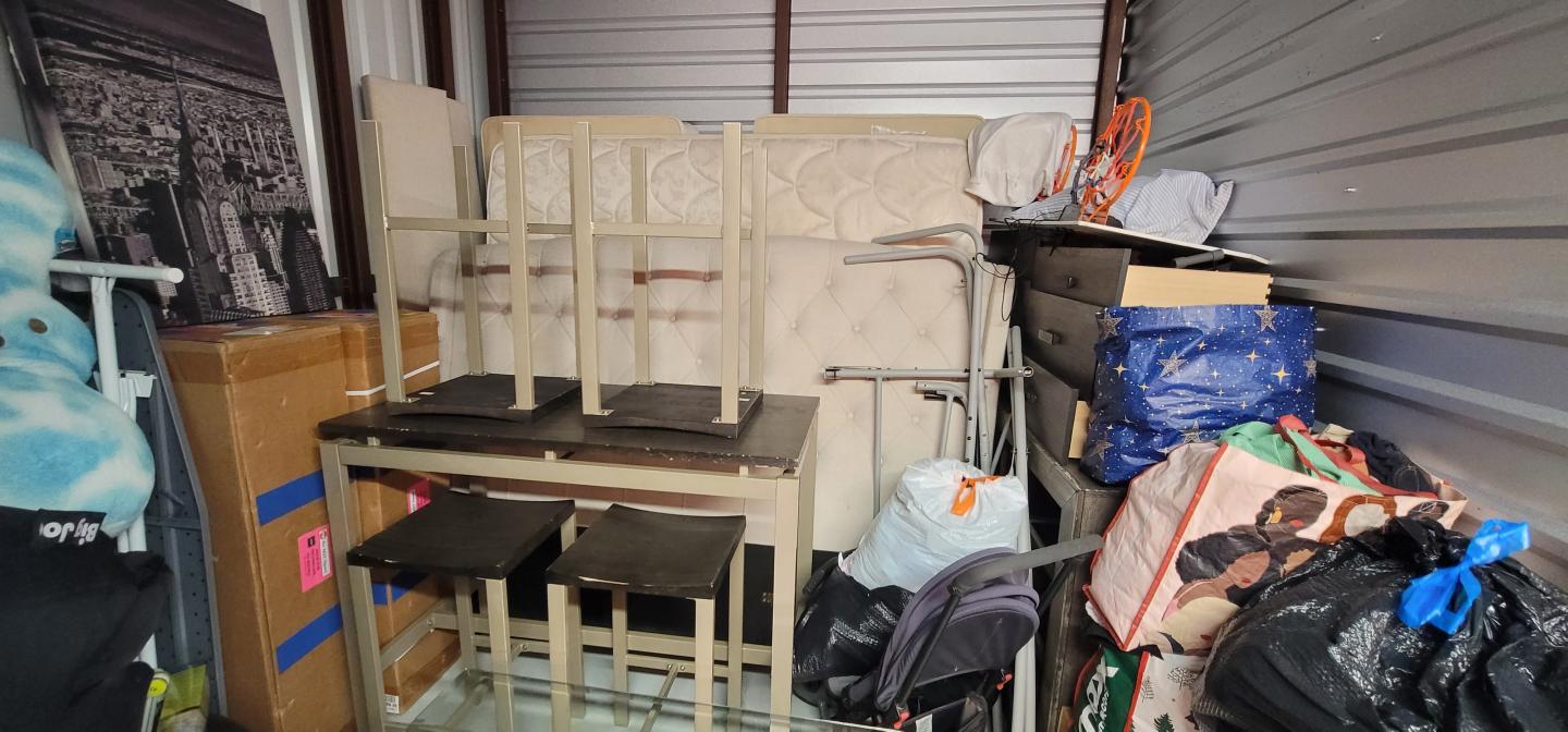 Storage Unit Auction in Baton Rouge, LA at Dependable Storage - Baton ...