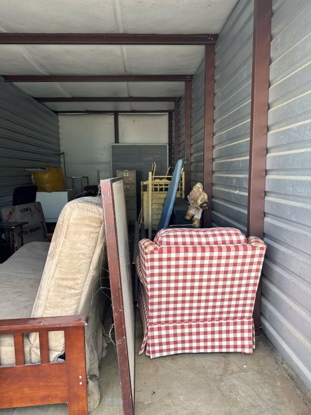 Storage Unit Auction in Tomball, TX at Blacklock Storage Tomball ends ...