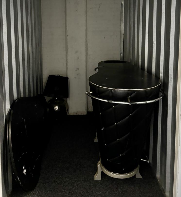 Storage Unit Auction in Pittsburgh, PA at Guardian Storage - Shadyside ...