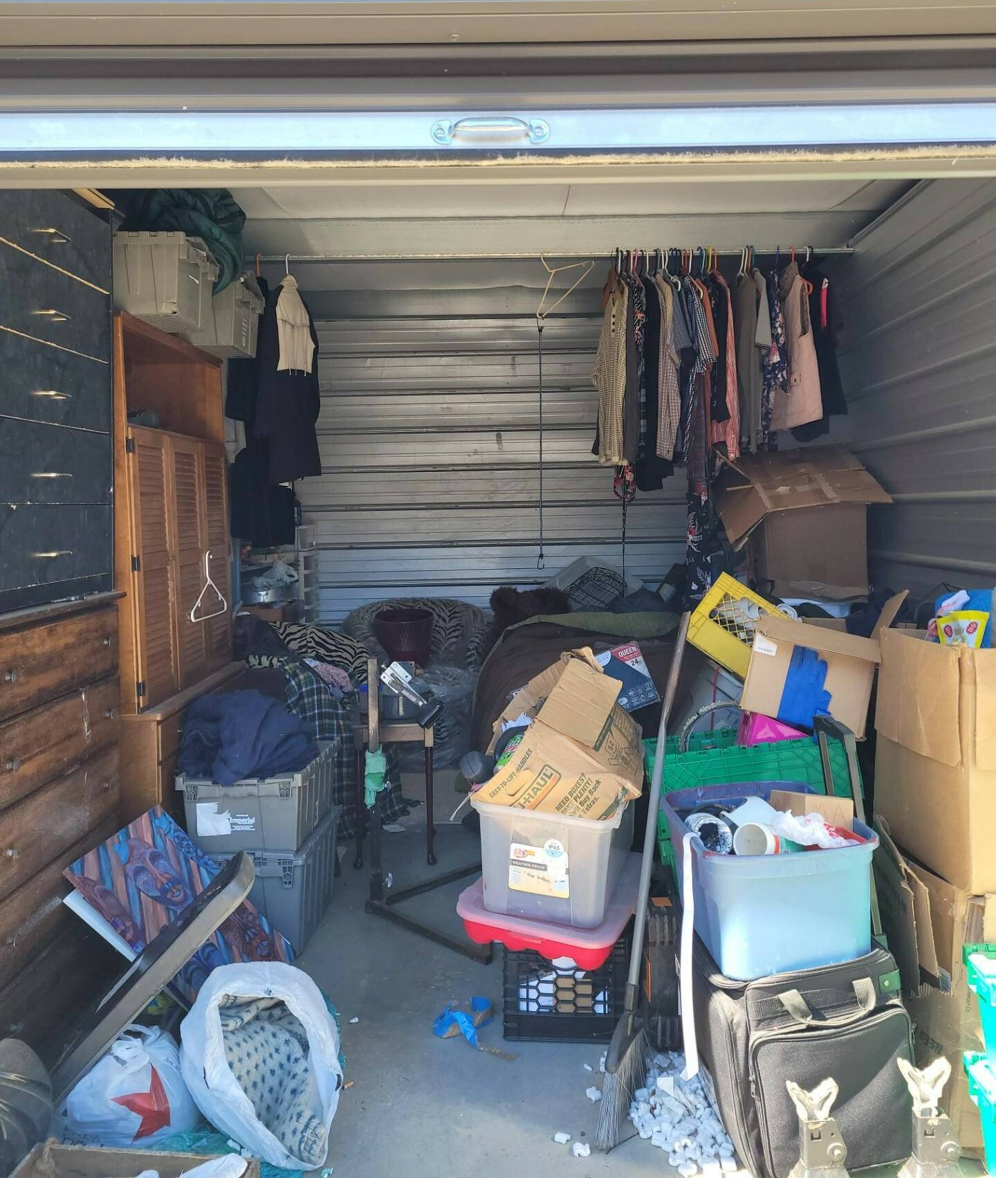 Storage Unit Auction in Canterbury , NH at 069 All Purpose Storage ...