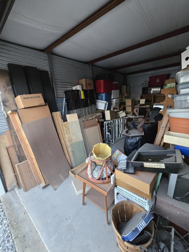 Storage Unit Auction in Vincennes, IN at A-1 Executive Storage ends on 15th May, 2025 11:00 AM