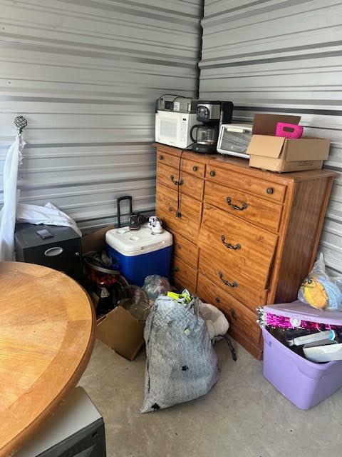 Storage Unit Auction in Rainbow City, AL at Smart Moves Storage - Julie Street Location ends on ...