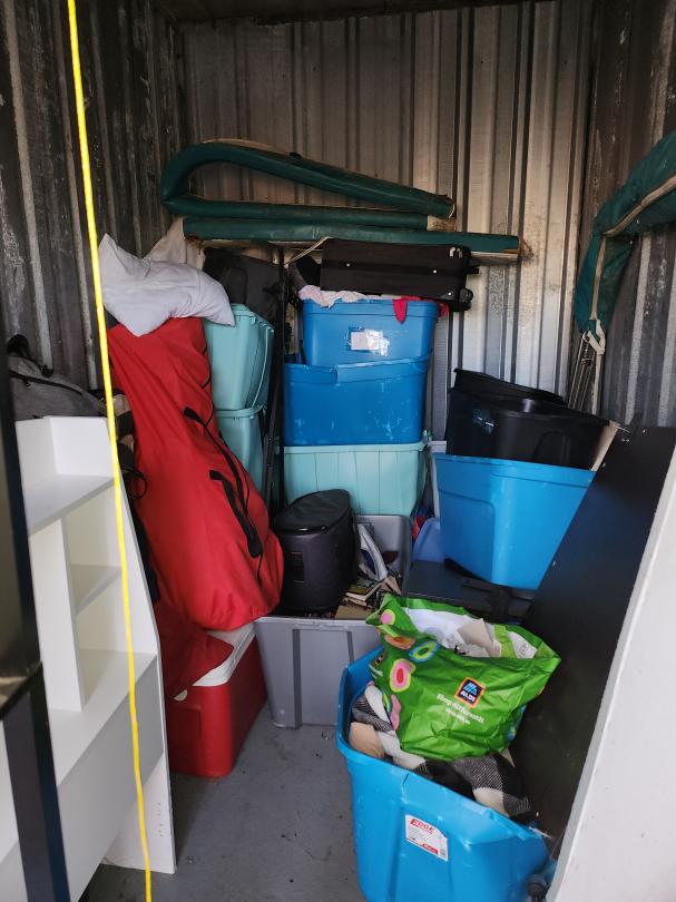 Storage Unit Auction in Alton, IL at A Storage Inn - Alton ends on 20th ...