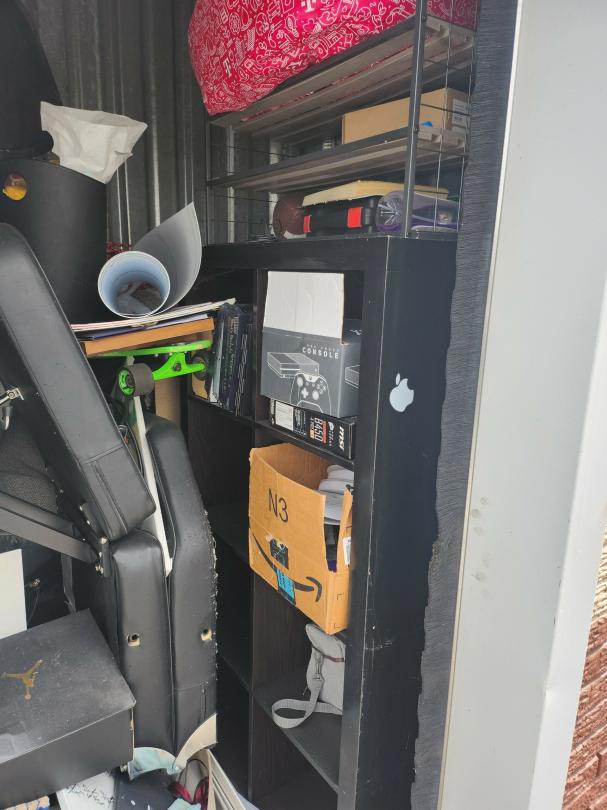 Storage Unit Auction in Alton, IL at A Storage Inn - Alton ends on 20th ...