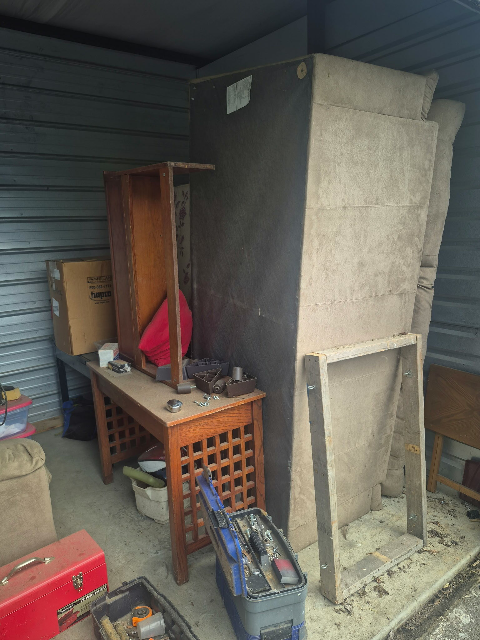 Storage Unit Auction in Bowling Green, KY at NextStor Storage - Bowling ...