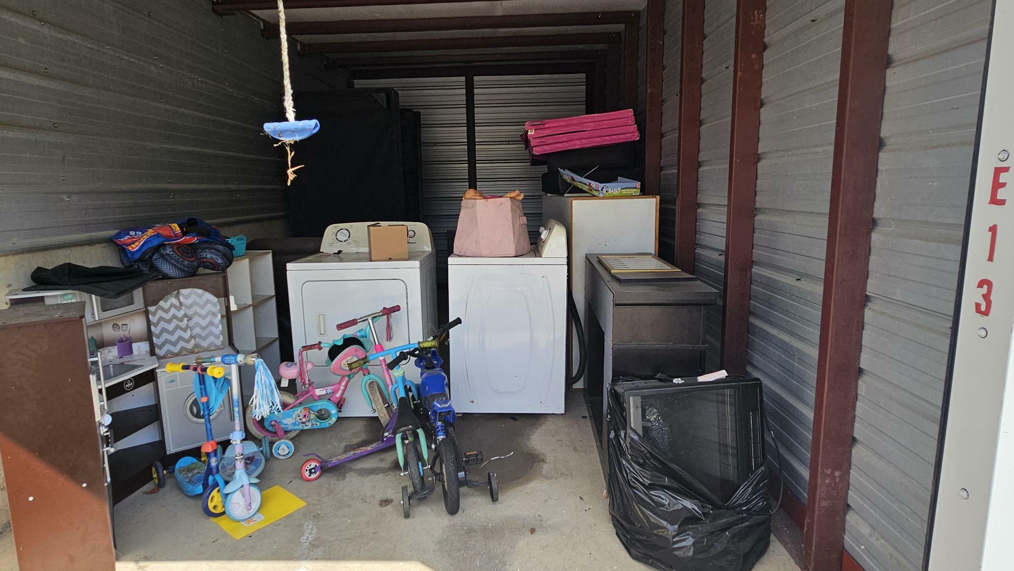 Storage Unit Auction in Bellevue, IL at Peoria Storage Center ...